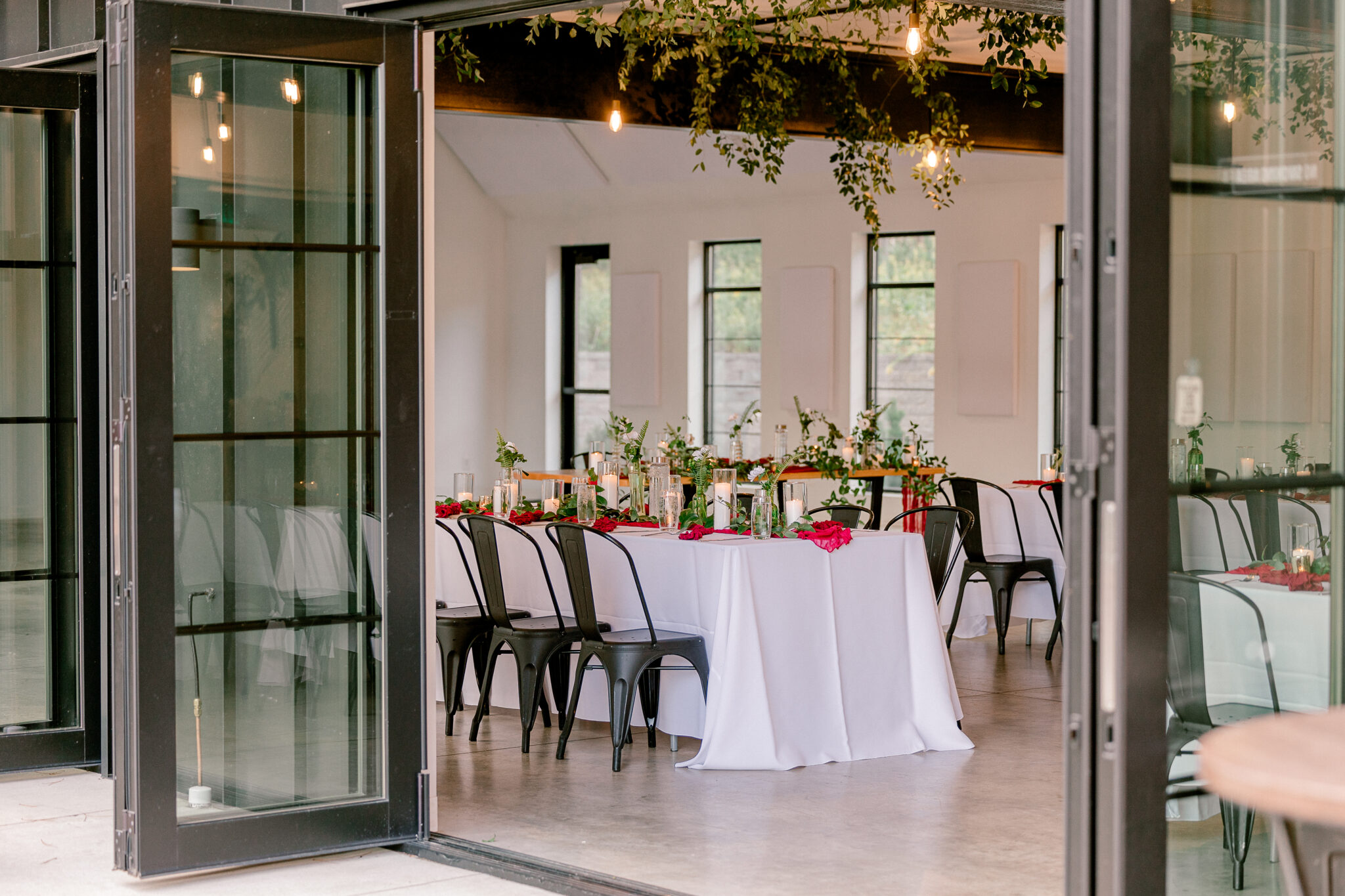 Pinewood Wedding Venue - Jennifer Maren Photography